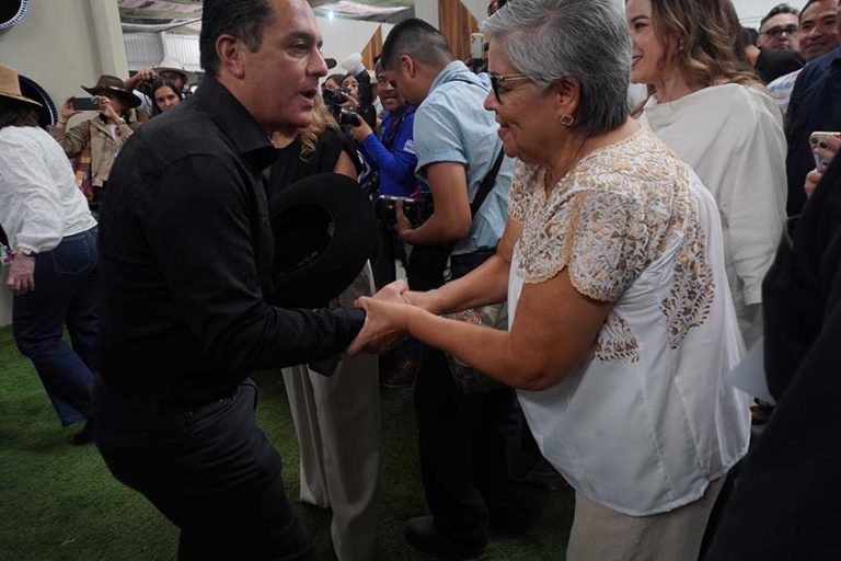 LIBIA DENNISE INAUGURA LA SEXTA EDICIÓN DE LA FERIA NACIONAL DEL ...